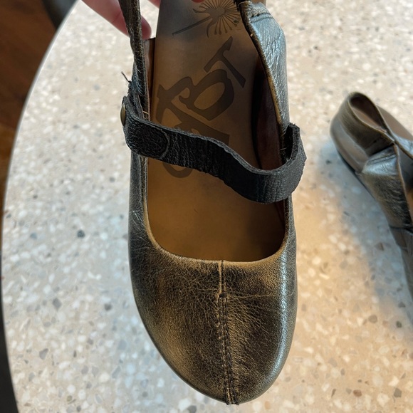 OTBT | Shoes | Otbt Distressed Springfield Mary Jane Shoe | Poshmark